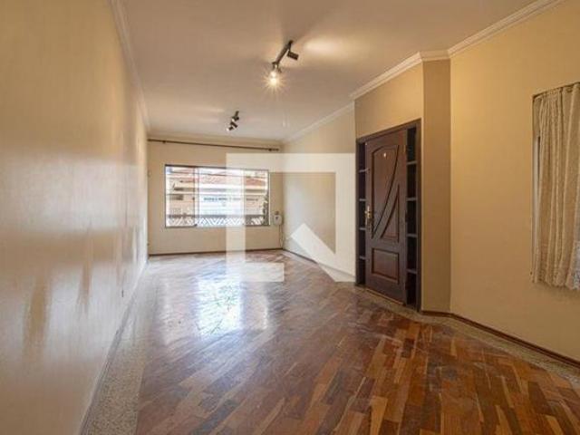Casa à Venda Vila das Mercês, 3 Quartos, 210 m² São Paulo
