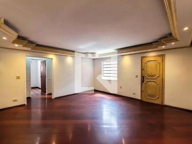 Casa à Venda Vila das Mercês, 3 Quartos, 228 m² São Paulo
