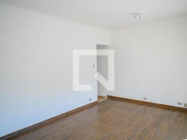 Casa à Venda Vila das Mercês, 3 Quartos, 240 m² São Paulo