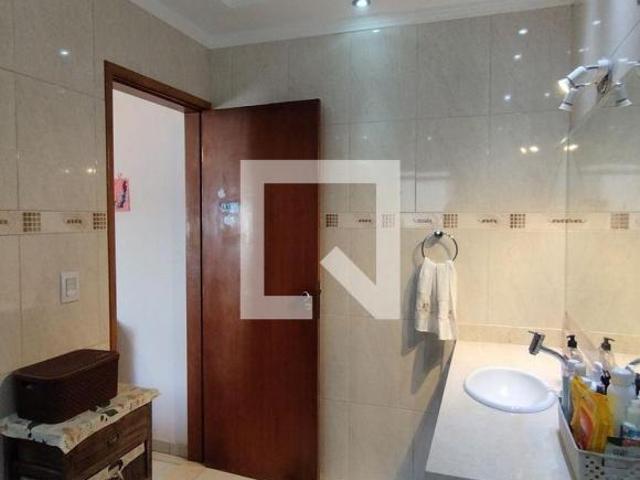 Casa à Venda Vila das Mercês, 3 Quartos, 245 m2