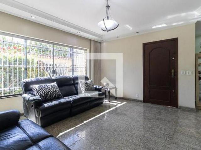 Casa à Venda Vila das Mercês, 3 Quartos, 250 m² São Paulo