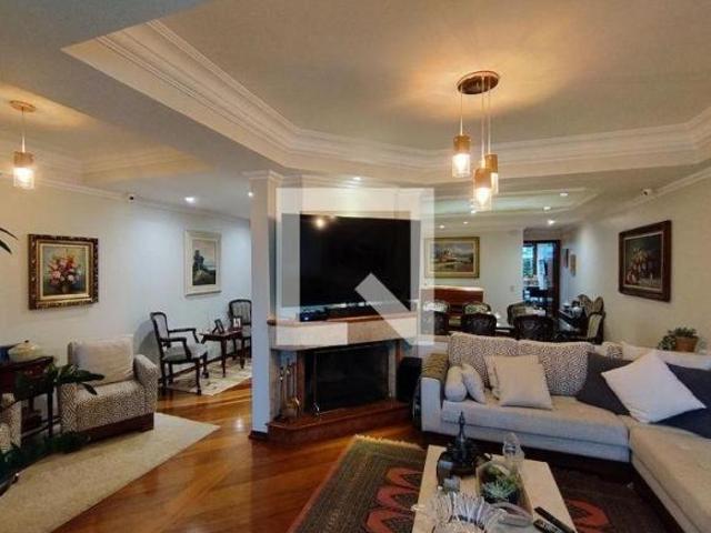 Casa à Venda Vila das Mercês, 3 Quartos, 267 m² São Paulo