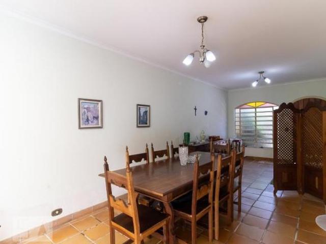 Casa à Venda Vila das Mercês, 4 Quartos, 225 m² São Paulo