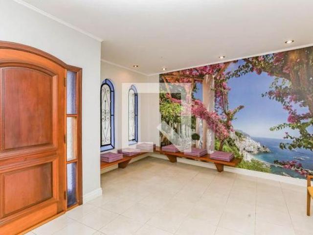 Casa à Venda Vila das Mercês, 4 Quartos, 245 m² São Paulo
