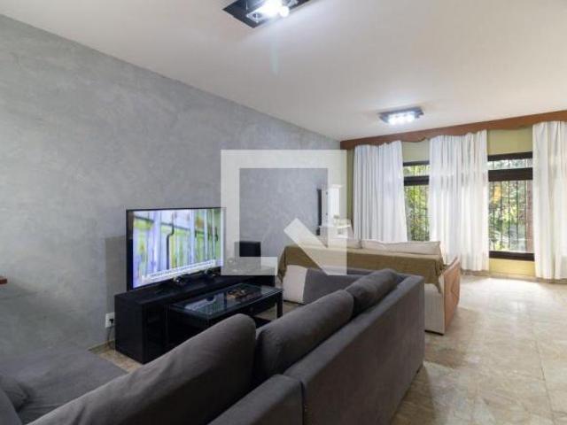 Casa à Venda Vila das Mercês, 4 Quartos, 258 m2