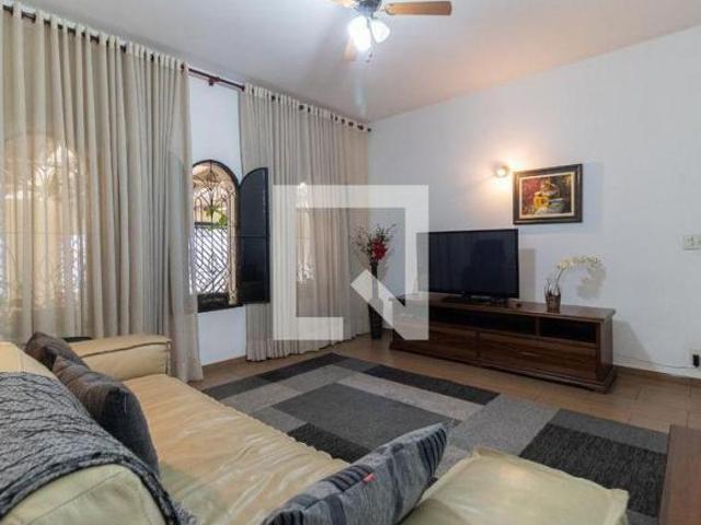Casa à Venda Vila das Mercês, 4 Quartos, 320 m² São Paulo