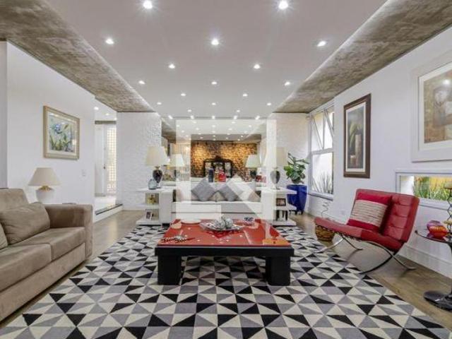 Casa à Venda Vila das Mercês, 4 Quartos, 356 m² São Paulo