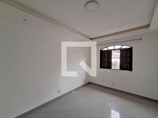 Casa à Venda Vila Dionísia, 2 Quartos, 130 m2