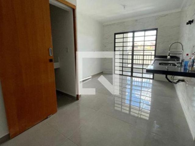 Casa à Venda Vila Diva, 2 Quartos, 134 m2