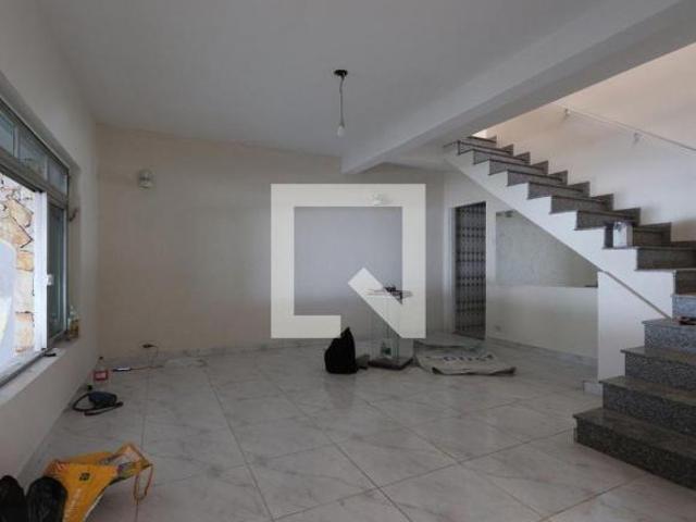 Casa à Venda Vila Ema, 3 Quartos, 240 m2