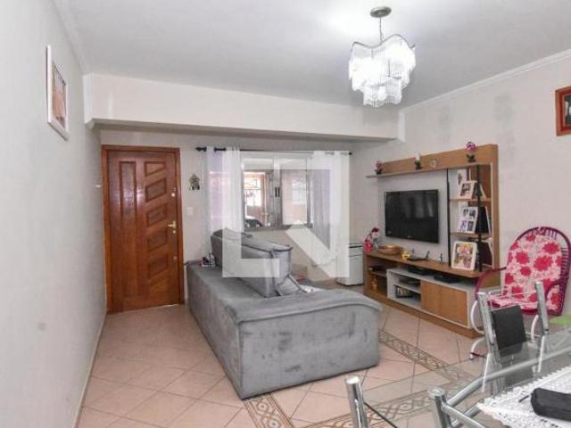 Casa à Venda Vila Ema, 2 Quartos, 200 m2