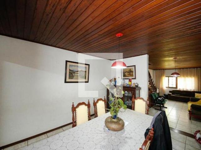 Casa à Venda Vila Ema, 4 Quartos, 200 m2