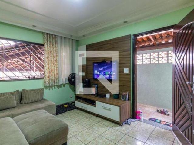 Casa à Venda Vila Esperança, 3 Quartos, 150 m2