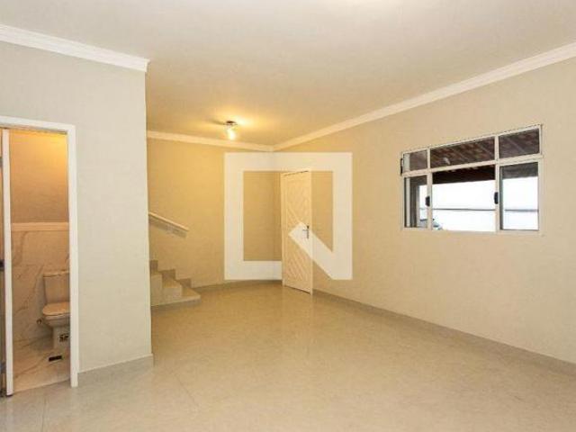 Casa à Venda Vila Esperança, 3 Quartos, 174 m² São Paulo
