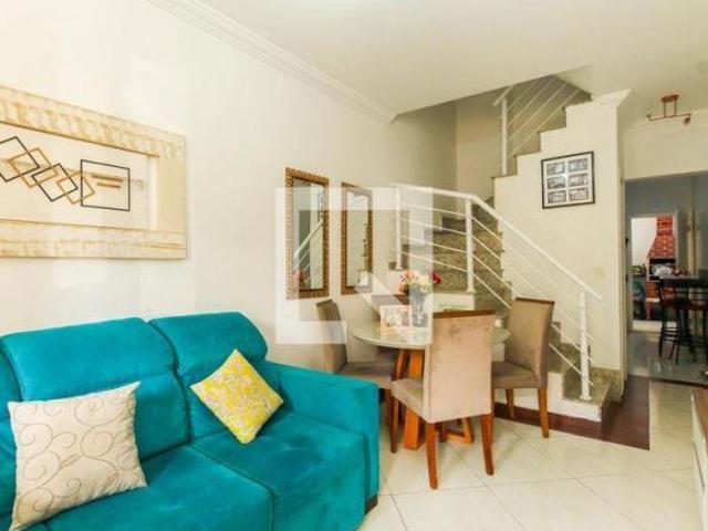 Casa à Venda Vila Esperança, 3 Quartos, 101 m² São Paulo