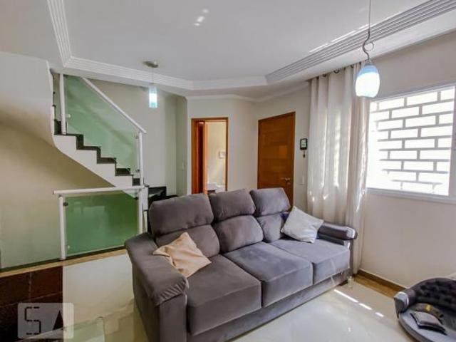 Casa à Venda Vila Esperança, 3 Quartos, 120 m2