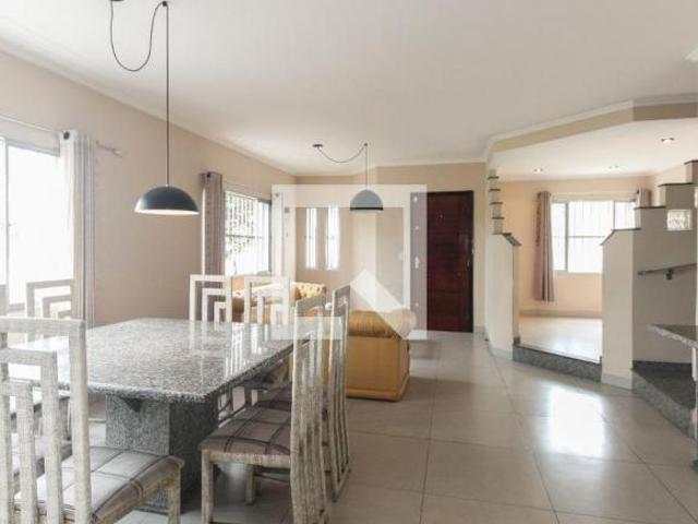 Casa à Venda Vila Esperança, 3 Quartos, 205 m2