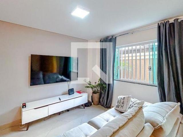 Casa à Venda Vila Esperança, 2 Quartos, 116 m2