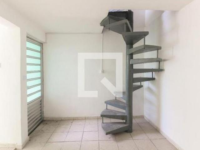Casa à Venda Vila Esperança, 2 Quartos, 80 m² São Paulo