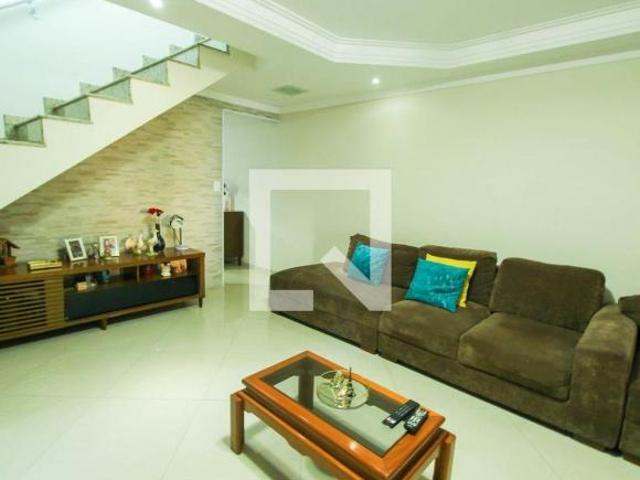 Casa à Venda Vila Esperança, 4 Quartos, 170 m2