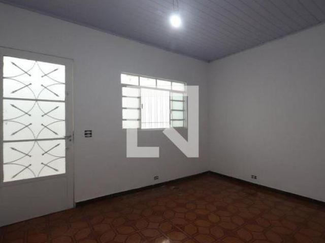 Casa à Venda Vila Formosa, 2 Quartos, 125 m2