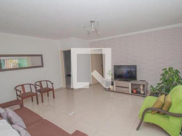 Casa à Venda Vila Formosa, 2 Quartos, 200 m2