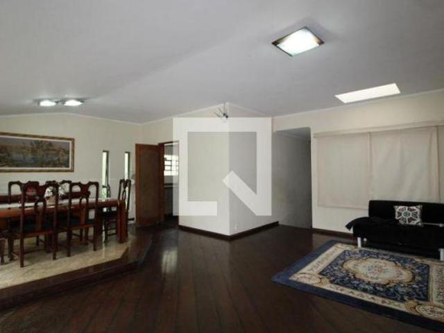 Casa à Venda Vila Formosa, 5 Quartos, 350 m² São Paulo