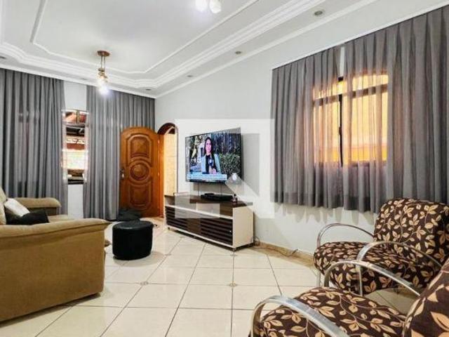 Casa à Venda Vila Galvão, 3 Quartos, 181 m² Guarulhos