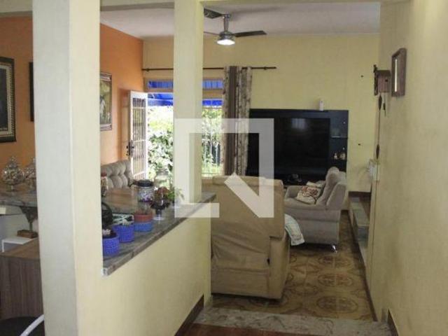 Casa à Venda Vila Galvão, 4 Quartos, 240 m² Guarulhos