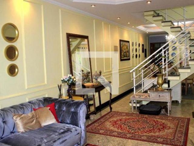 Casa à Venda Vila Galvão, 4 Quartos, 219 m² Guarulhos