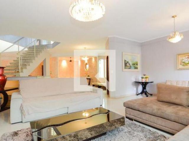 Casa à Venda Vila Galvão, 4 Quartos, 450 m² Guarulhos