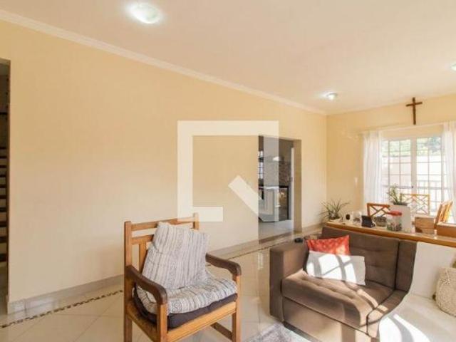 Casa à Venda Vila Galvão, 5 Quartos, 370 m² Guarulhos