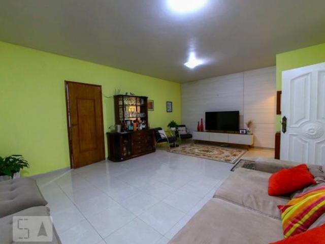 Casa à Venda Vila Galvão, 5 Quartos, 300 m² Guarulhos
