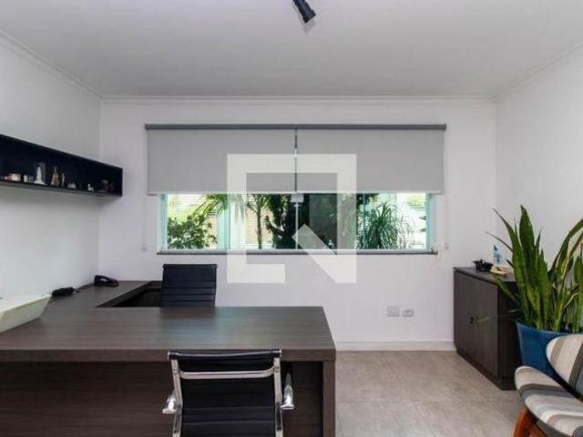 Casa à Venda Vila Guilherme, 7 Quartos, 500 m² São Paulo