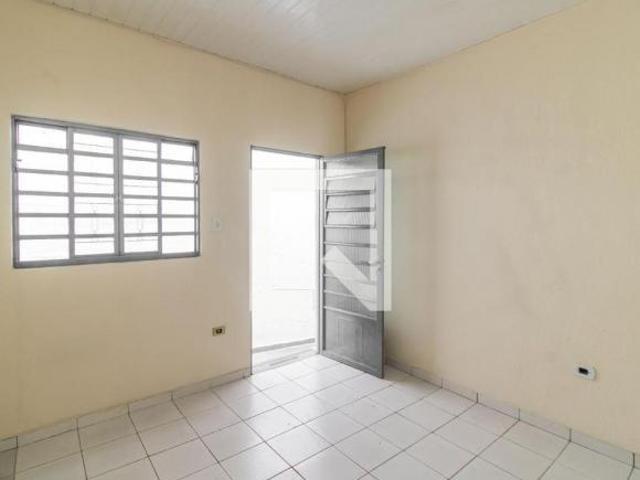 Casa à Venda Vila Guilhermina, 2 Quartos, 130 m2