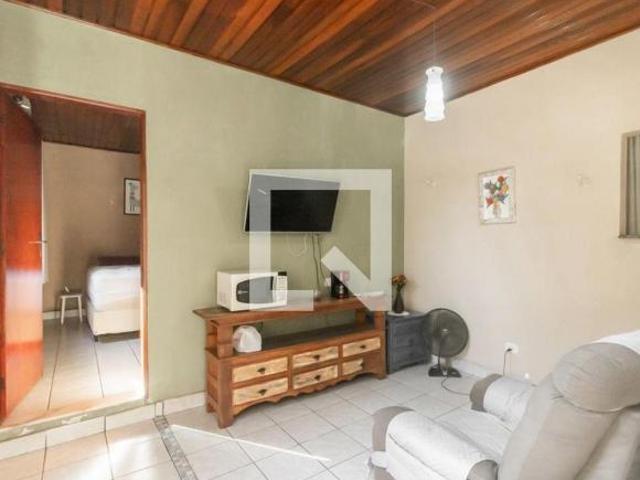 Casa à Venda Vila Guilhermina, 2 Quartos, 300 m2