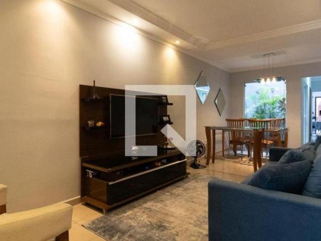 Casa à Venda Vila Guilhermina, 3 Quartos, 107 m2