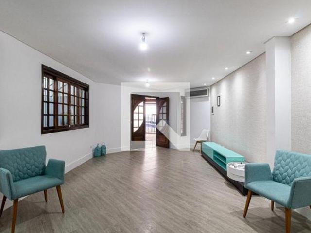 Casa à Venda Vila Guilhermina, 3 Quartos, 175 m2
