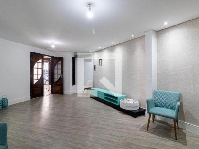 Casa à Venda Vila Guilhermina, 3 Quartos, 175 m² São Paulo