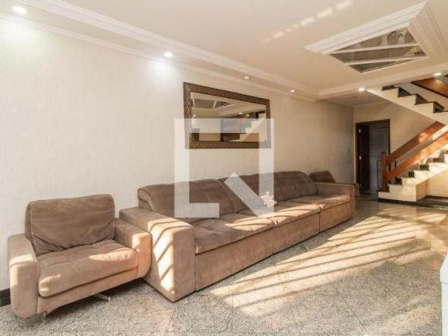 Casa à Venda Vila Guilhermina, 3 Quartos, 224 m2