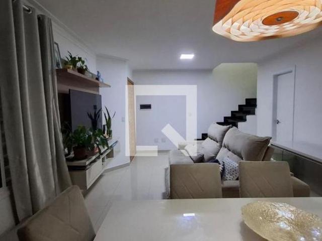 Casa à Venda Vila Guilhermina, 3 Quartos, 80 m2