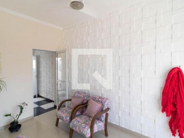 Casa à Venda Vila Industrial, 2 Quartos, 90 m2