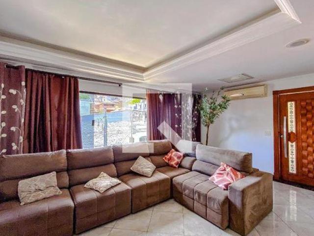 Casa à Venda Vila Invernada, 3 Quartos, 260 m² São Paulo