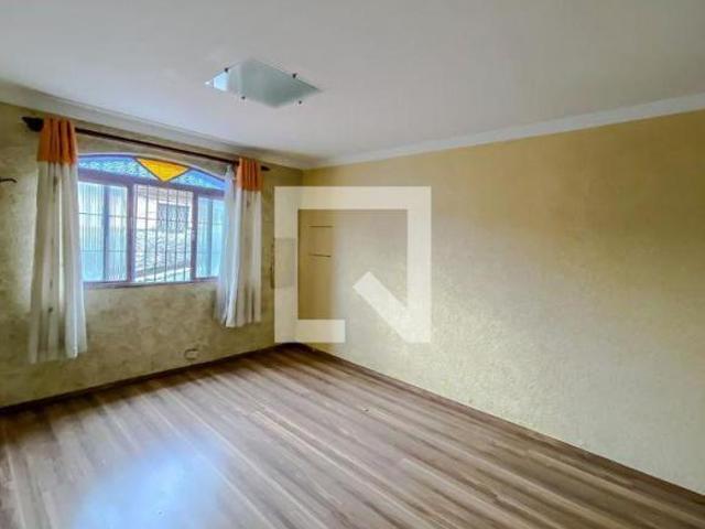 Casa à Venda Vila Invernada, 3 Quartos, 220 m2