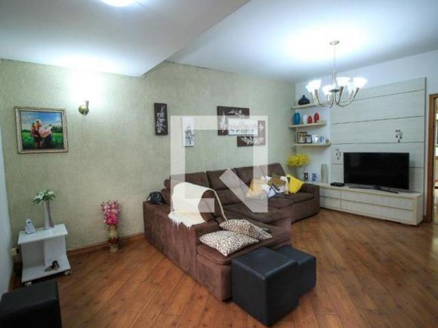 Casa à Venda Vila Invernada, 4 Quartos, 175 m2