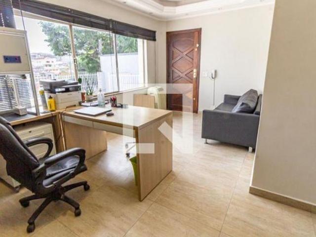 Casa à Venda Vila Invernada, 4 Quartos, 240 m² São Paulo