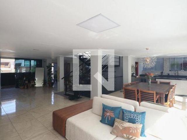 Casa à Venda Vila Irmaos Arnoni, 3 Quartos, 500 m² São Paulo