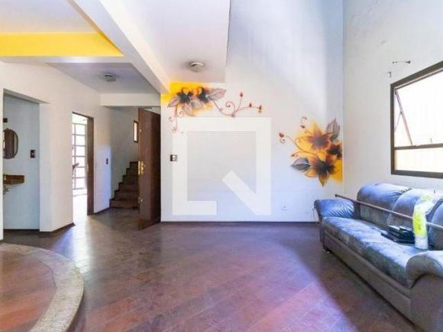 Casa à Venda Vila Jacuí, 4 Quartos, 200 m² São Paulo