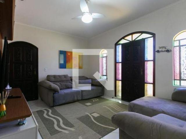 Casa à Venda Vila Jacuí, 4 Quartos, 269 m2