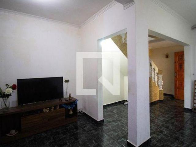 Casa à Venda Vila Jacuí, 5 Quartos, 180 m² São Paulo